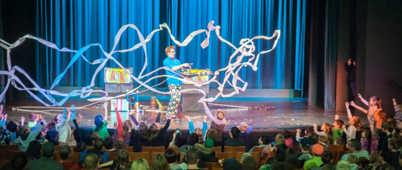 Alex Zerbe - Seattle Magician - Comedy Juggling Magic